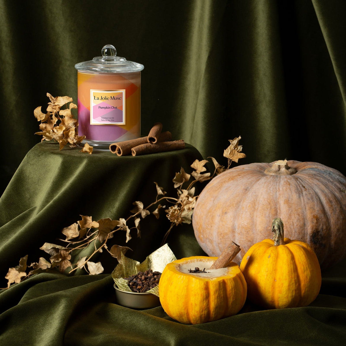 Roesia - Pumpkin Chai 9.9oz Candle – LA JOLIE MUSE
